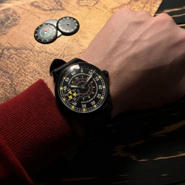 Rare Vintage Soviet-Era Men’s Wrist Watch «Molnija» Radiation ...
