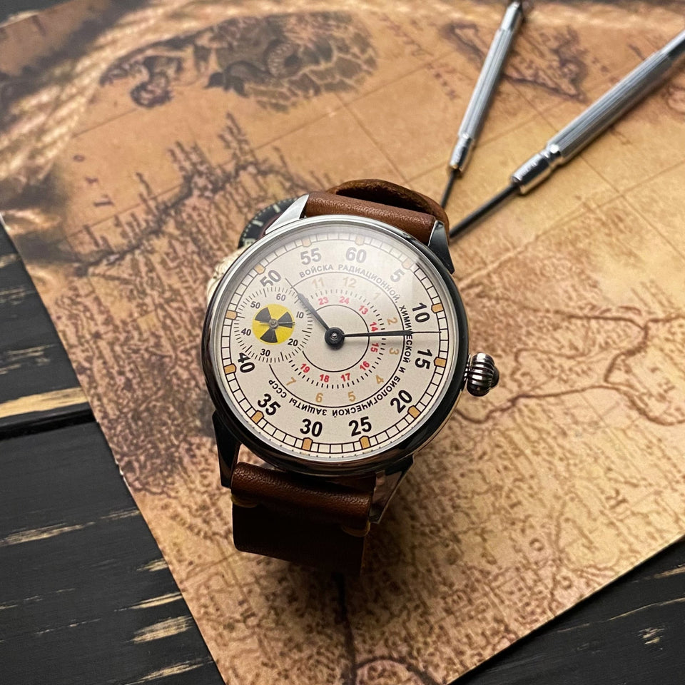 Rare Vintage Soviet-Era Men's Wrist Watch «Molnija» Radiation ...